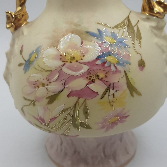 Robert Hanke Vase | Accents | Antique Robert Hanke Porcelain Factory ...
